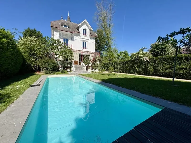 Tous les Maison bourgeoise à vendre à Saint-Laurent-du-Pont (38) | Zimo